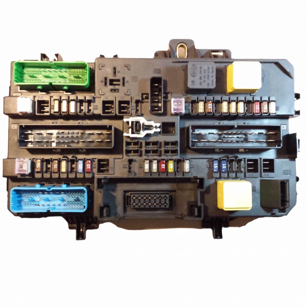 Vauxhall Opel Astra H / Zafira B Body Control Module | Fusebox | Rear ...