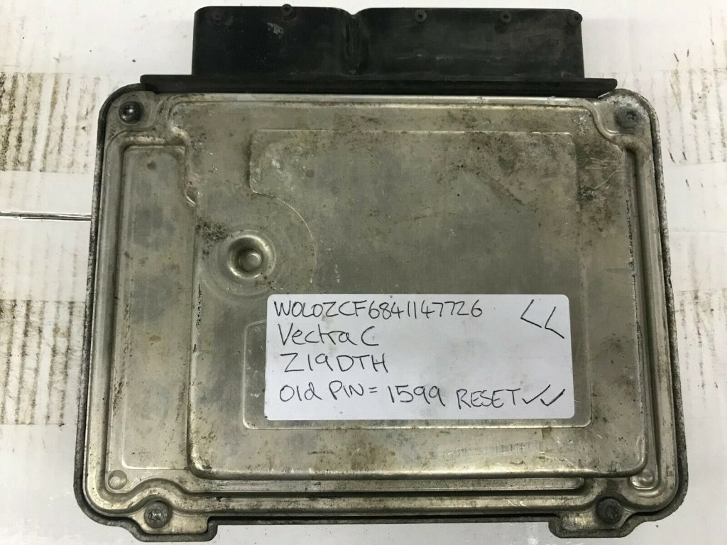 Vauxhall Opel ECU Bosch 0281011448 | 55189629 LL | EDC16 | *RESET ...