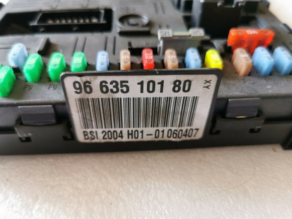 Citroen Peugeot BSI Johnson Controls 9663510180 | BSI2004-H01 | PLUG ...